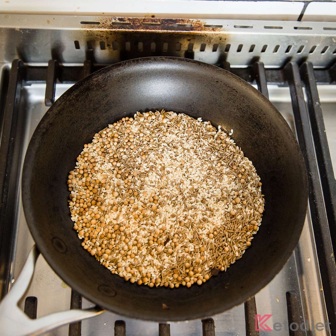 How To Make Dukkah with Roasted Nuts and Seeds | KetoDiet: Real Food ...