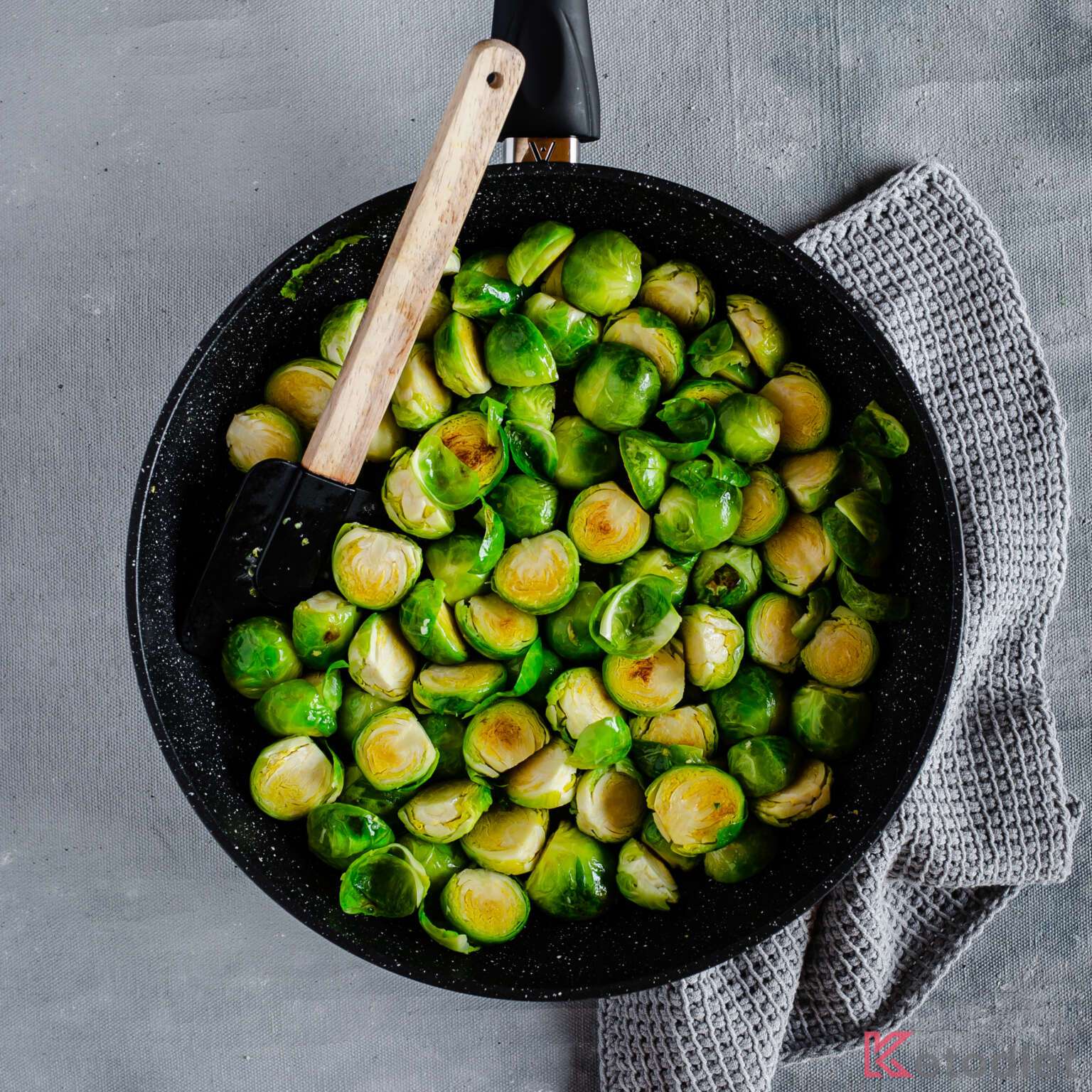 Roasted Brussels Sprouts with Swiss Cheese and Pancetta | KetoDiet ...