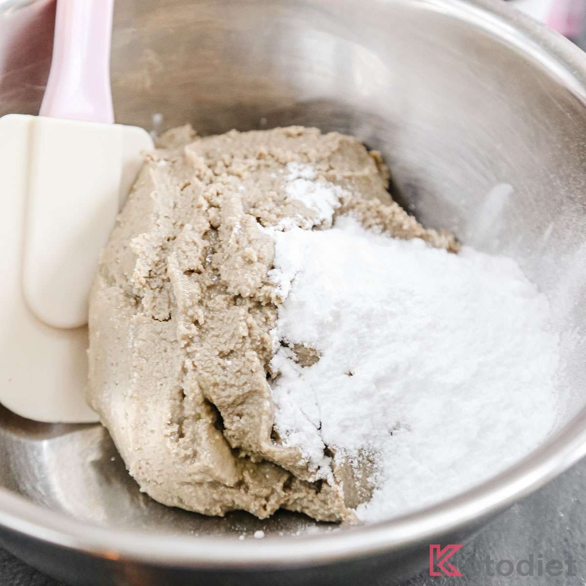 Green Surprise Keto Cookies (Nut-Free and Only 5 Ingredients ...